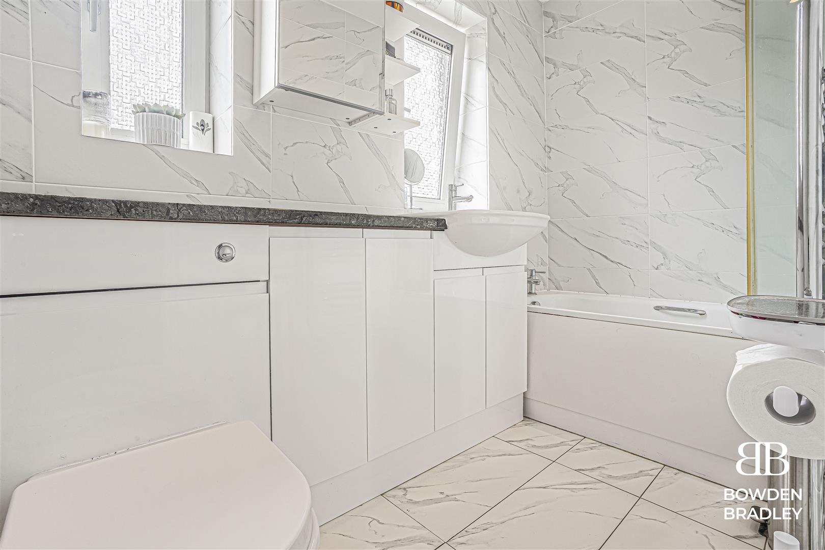 2 bed terraced house for sale in Manford Way, Chigwell, IG7 (ref ...