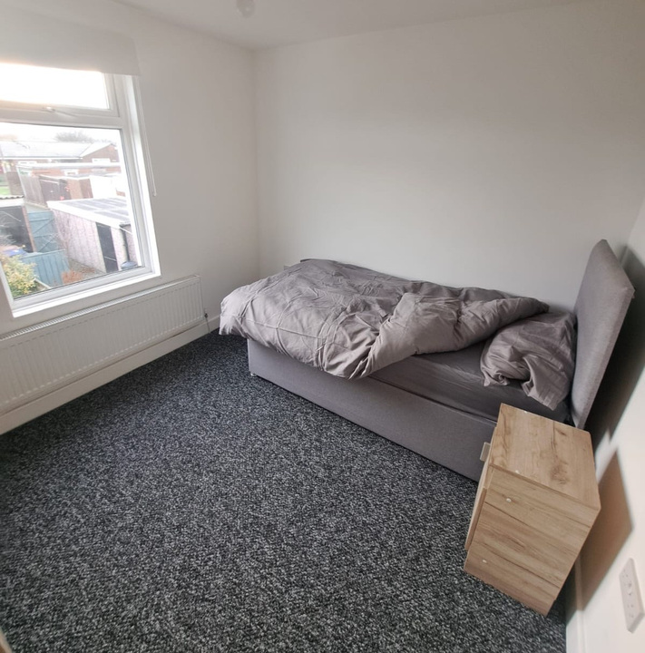 Single Male-Only Room to rent in Redcar, TS10 (ref: 690500)