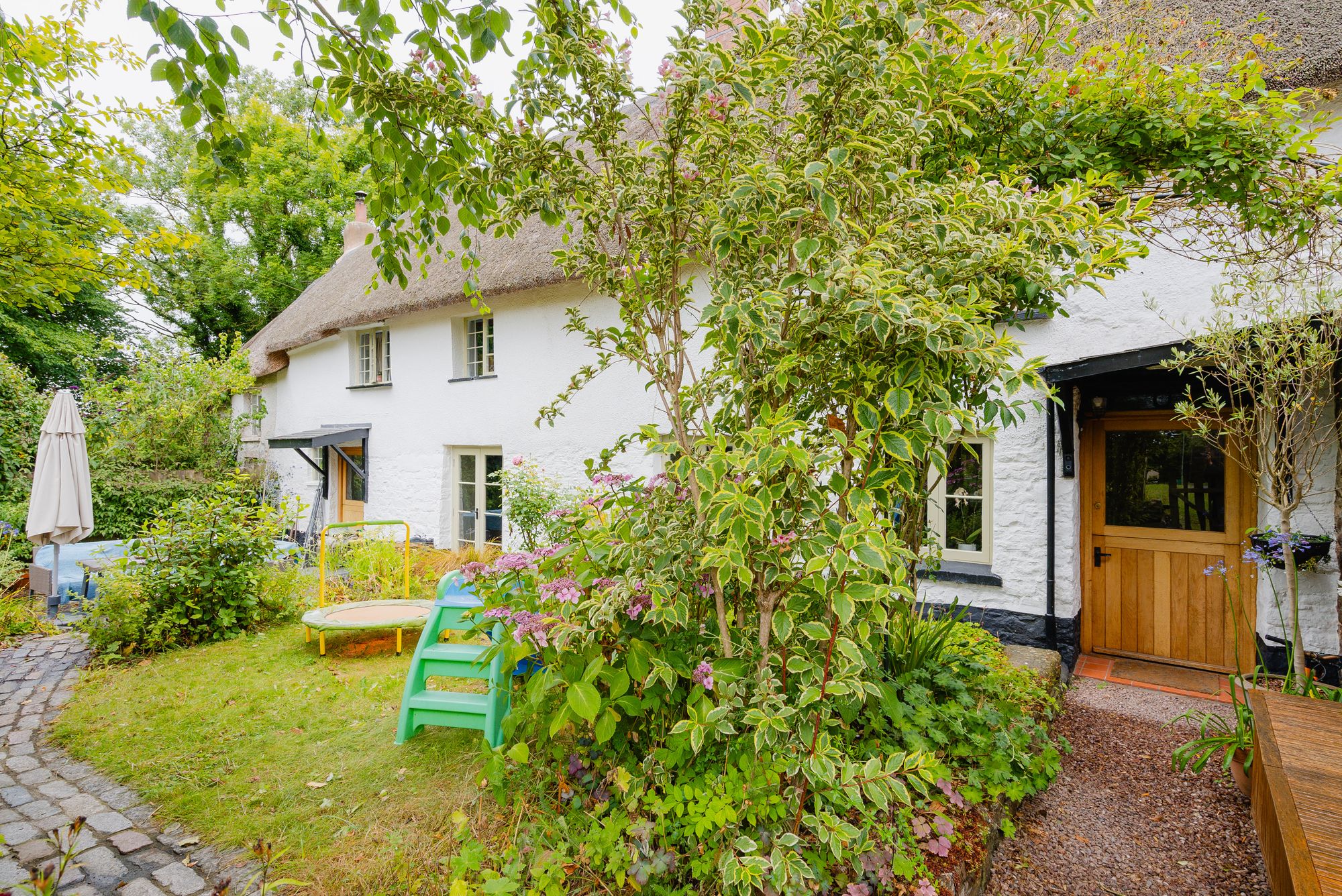 4 bed cottage for sale in Down St. Mary, Crediton, EX17 (ref: 211cdd55 ...