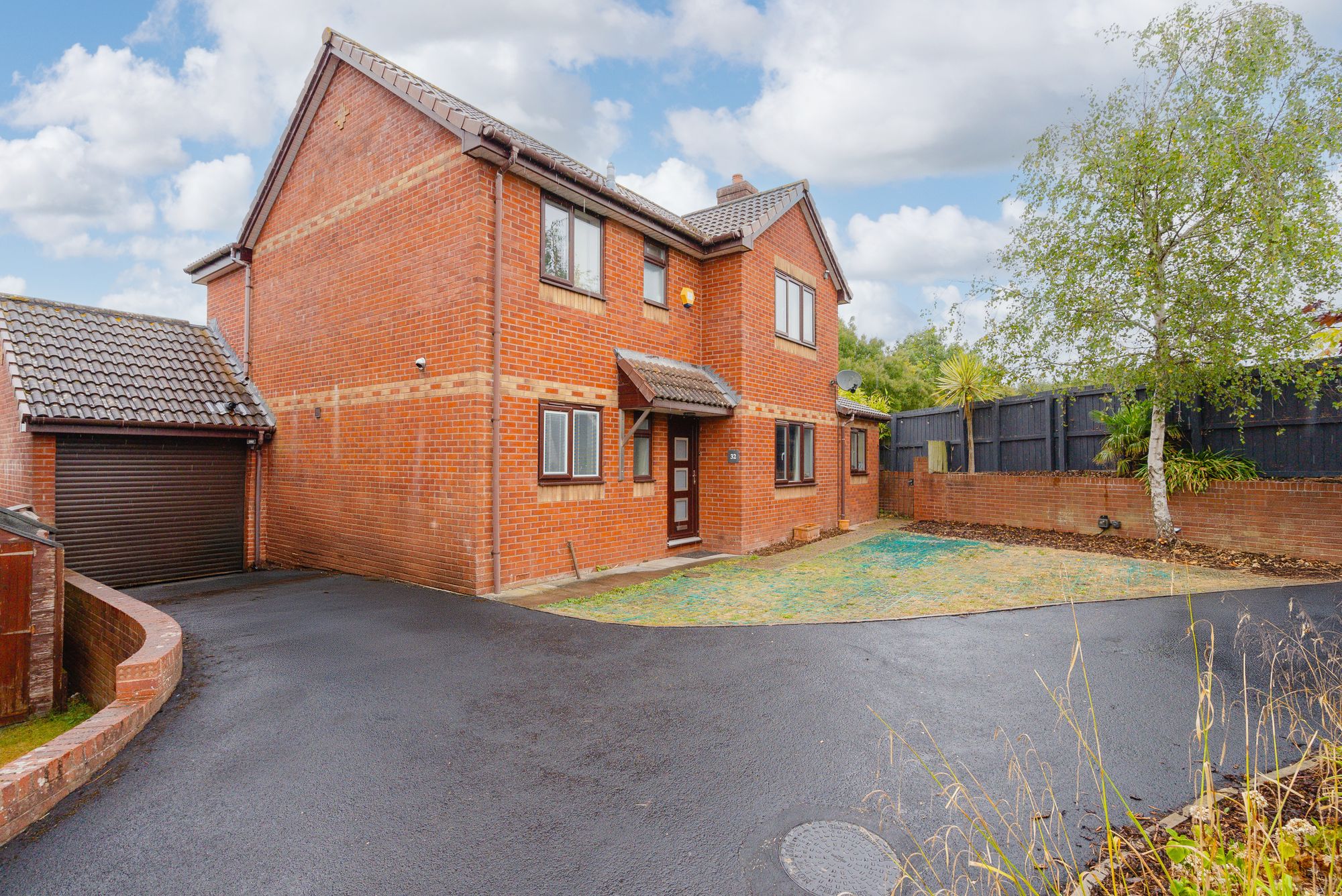 Properties for sale in Crediton | Helmores