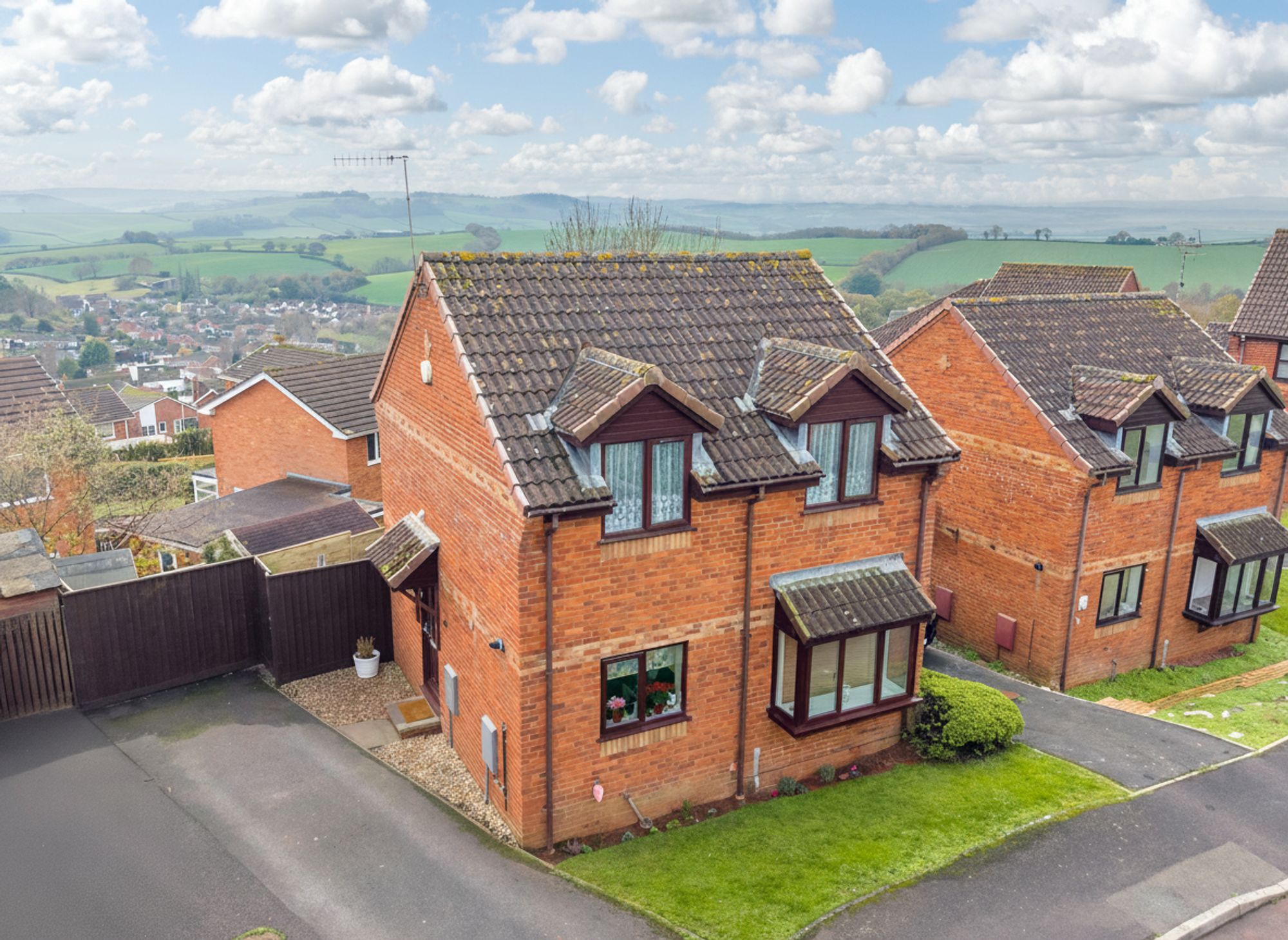 Properties for sale in Crediton | Helmores