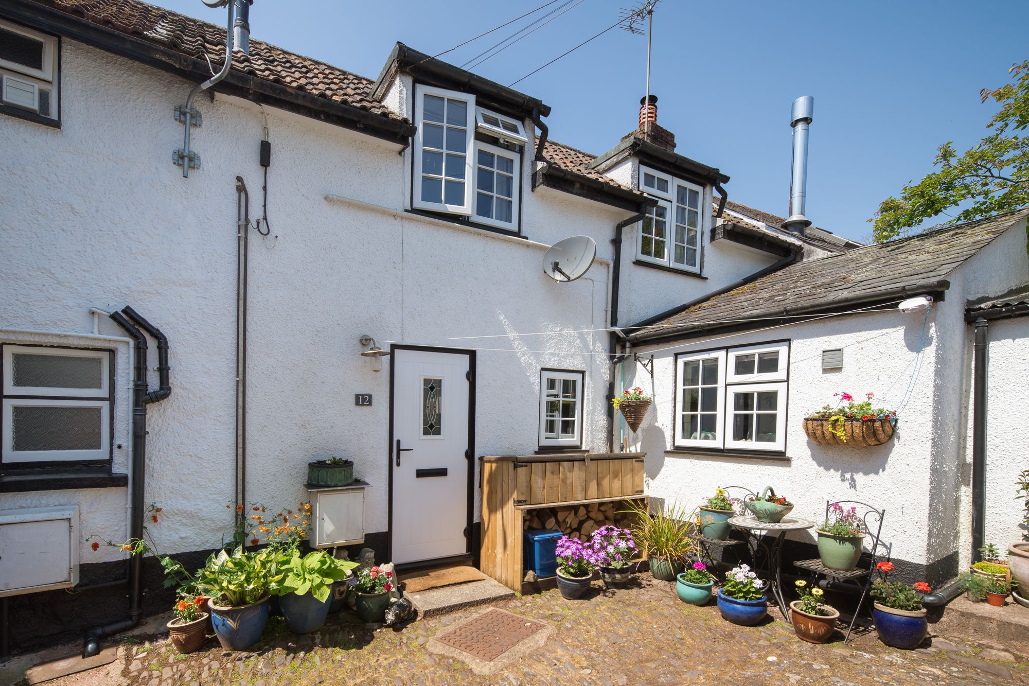 Properties for sale in Thorverton | Helmores