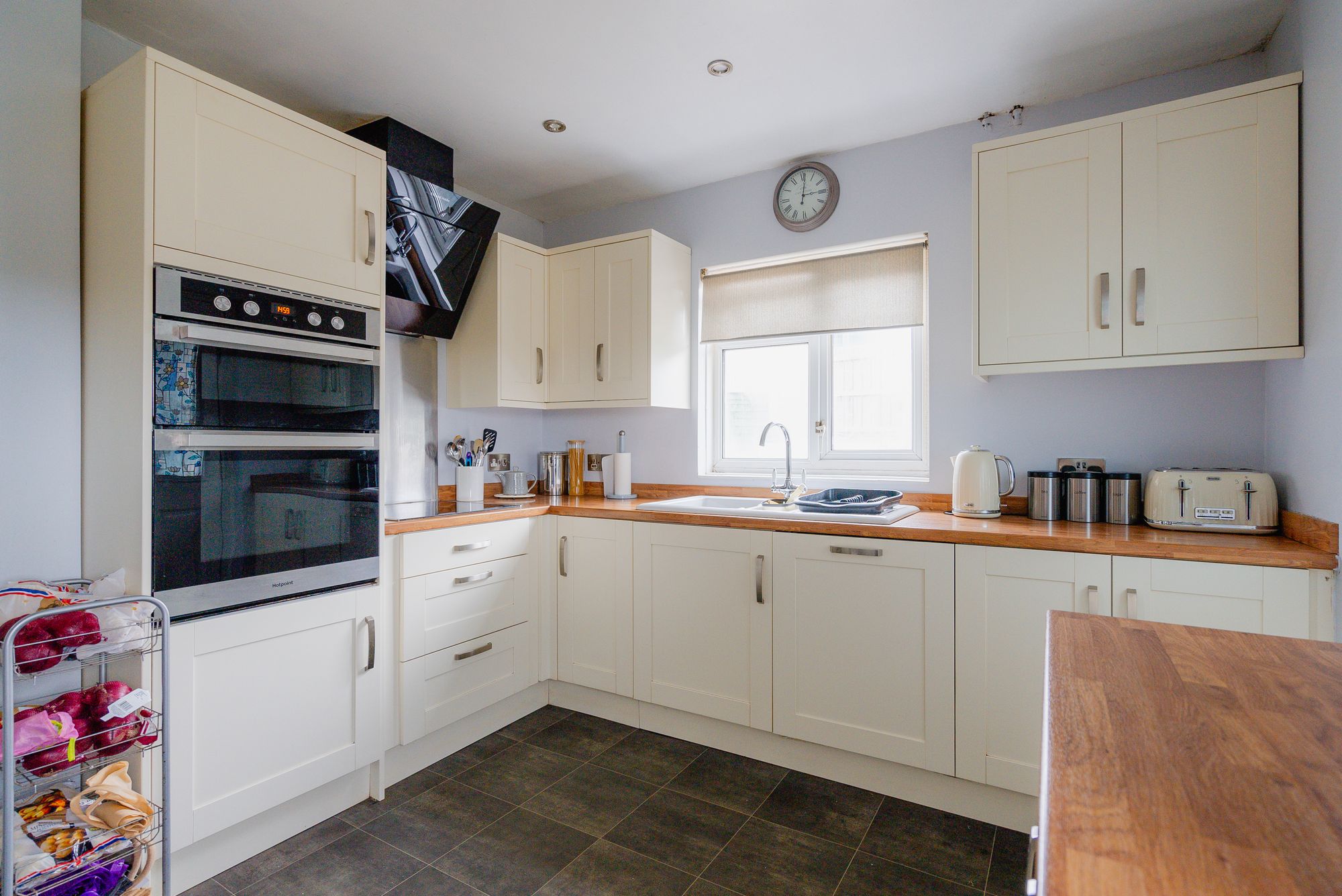 3 bed semi-detached house for sale in Barnfield, Crediton, EX17 (ref ...