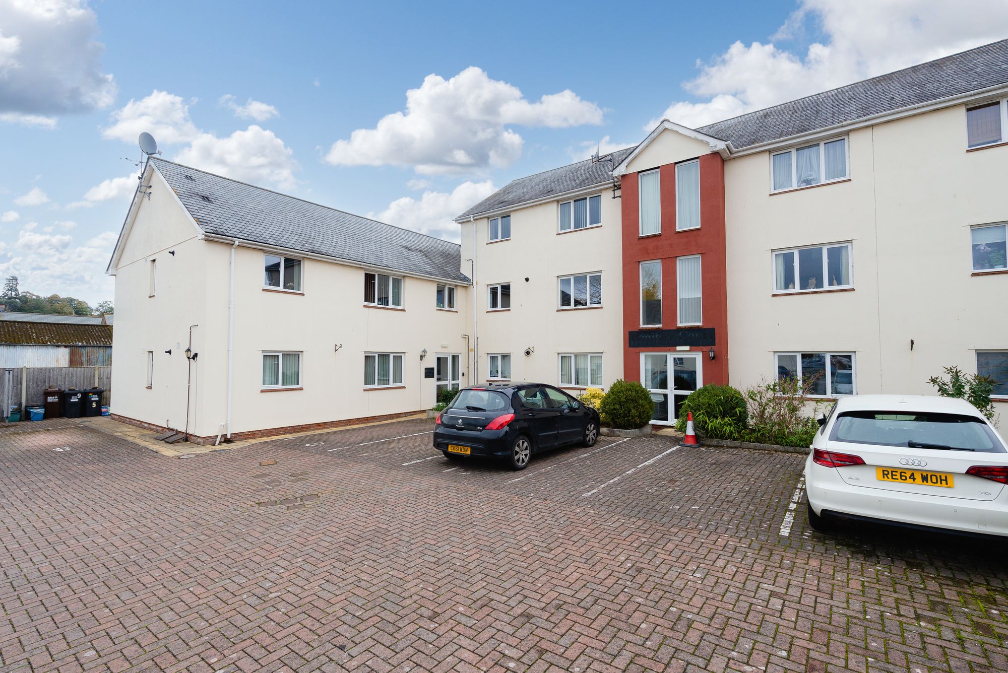 Properties to rent in Crediton | Helmores