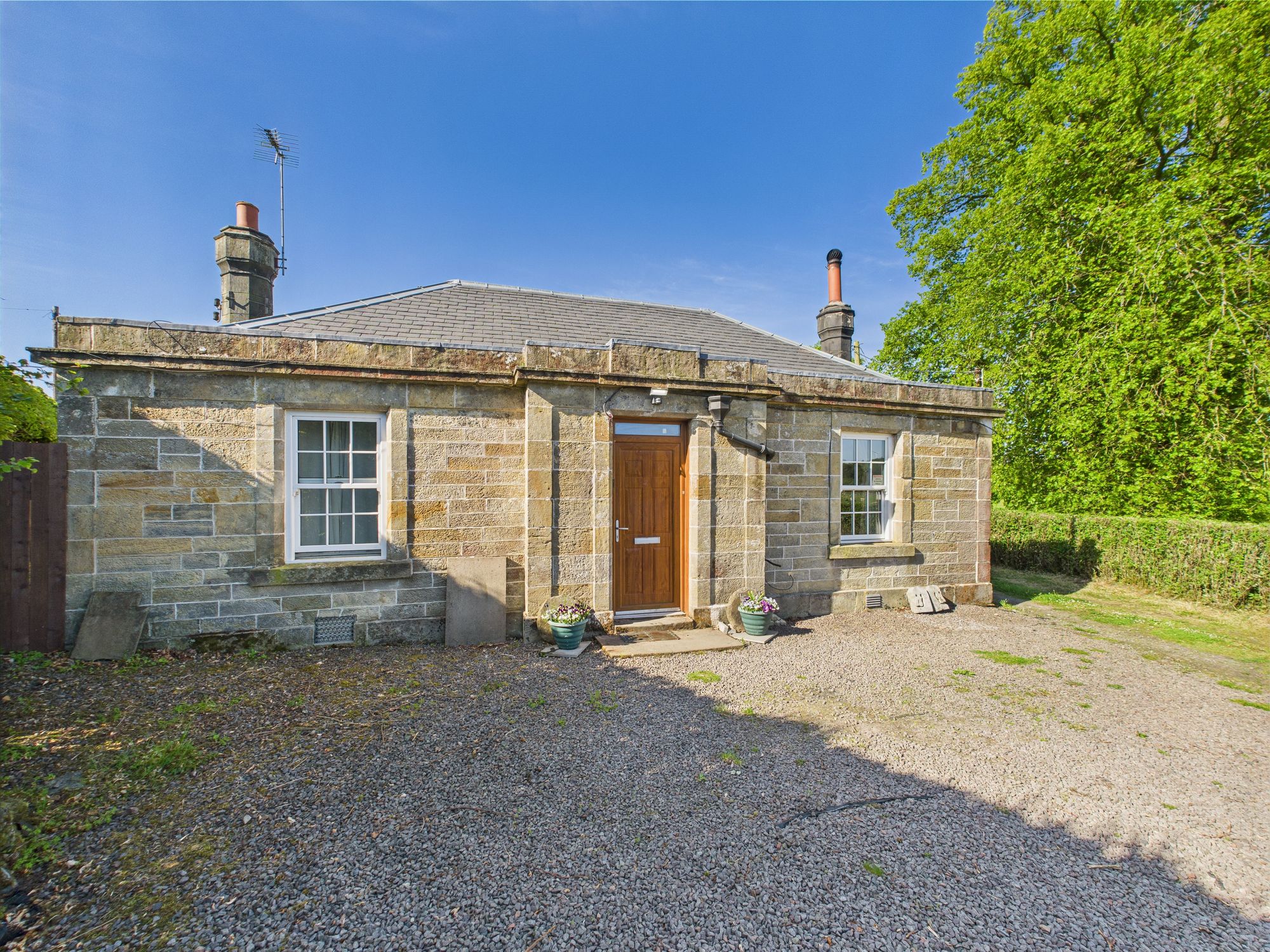 Detached cottage for sale in Douglas, Uddington, ML11 (ref: 912f64d0 ...