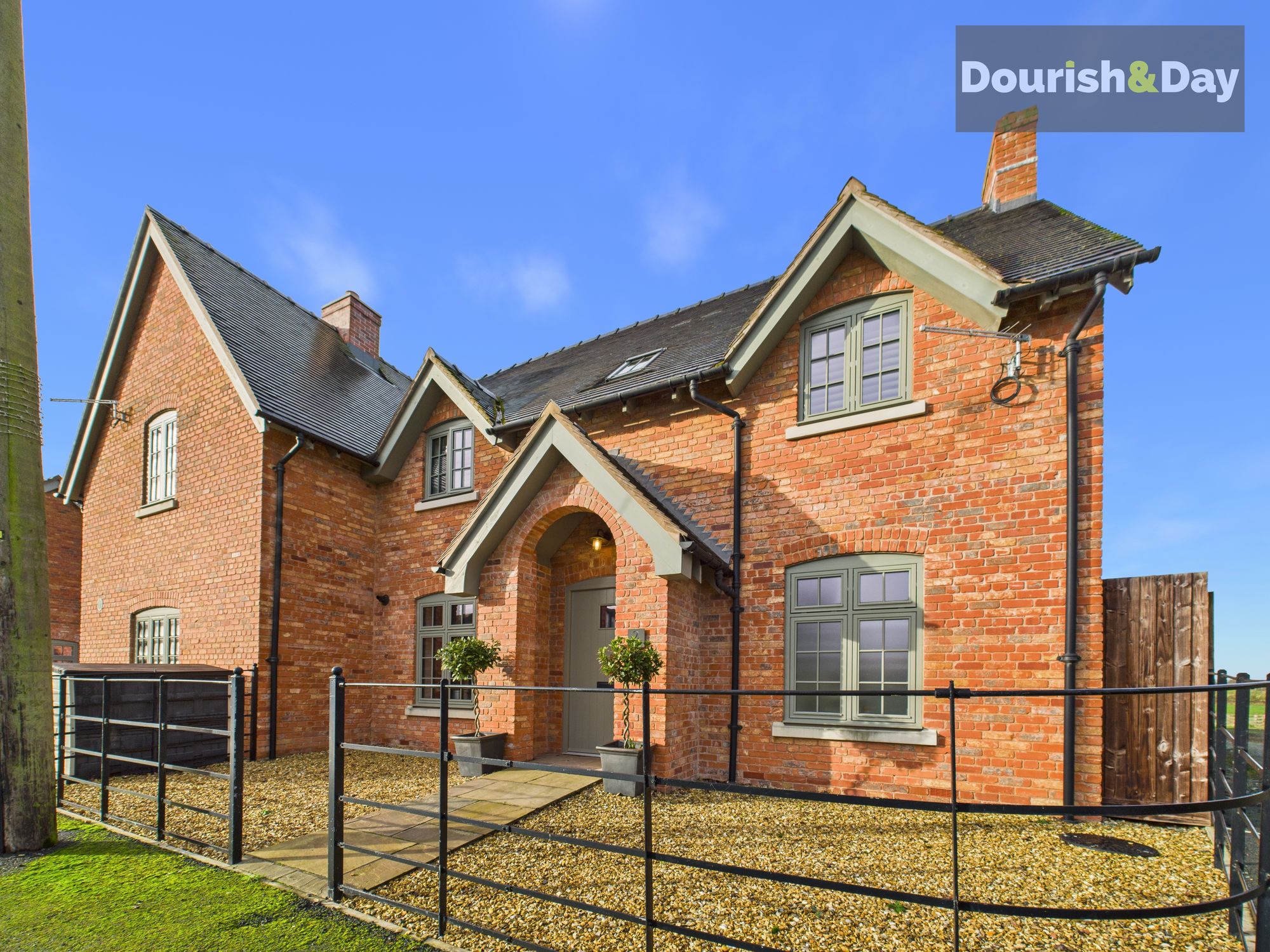 Properties for sale in Wilson Meadow | Dourish & Day
