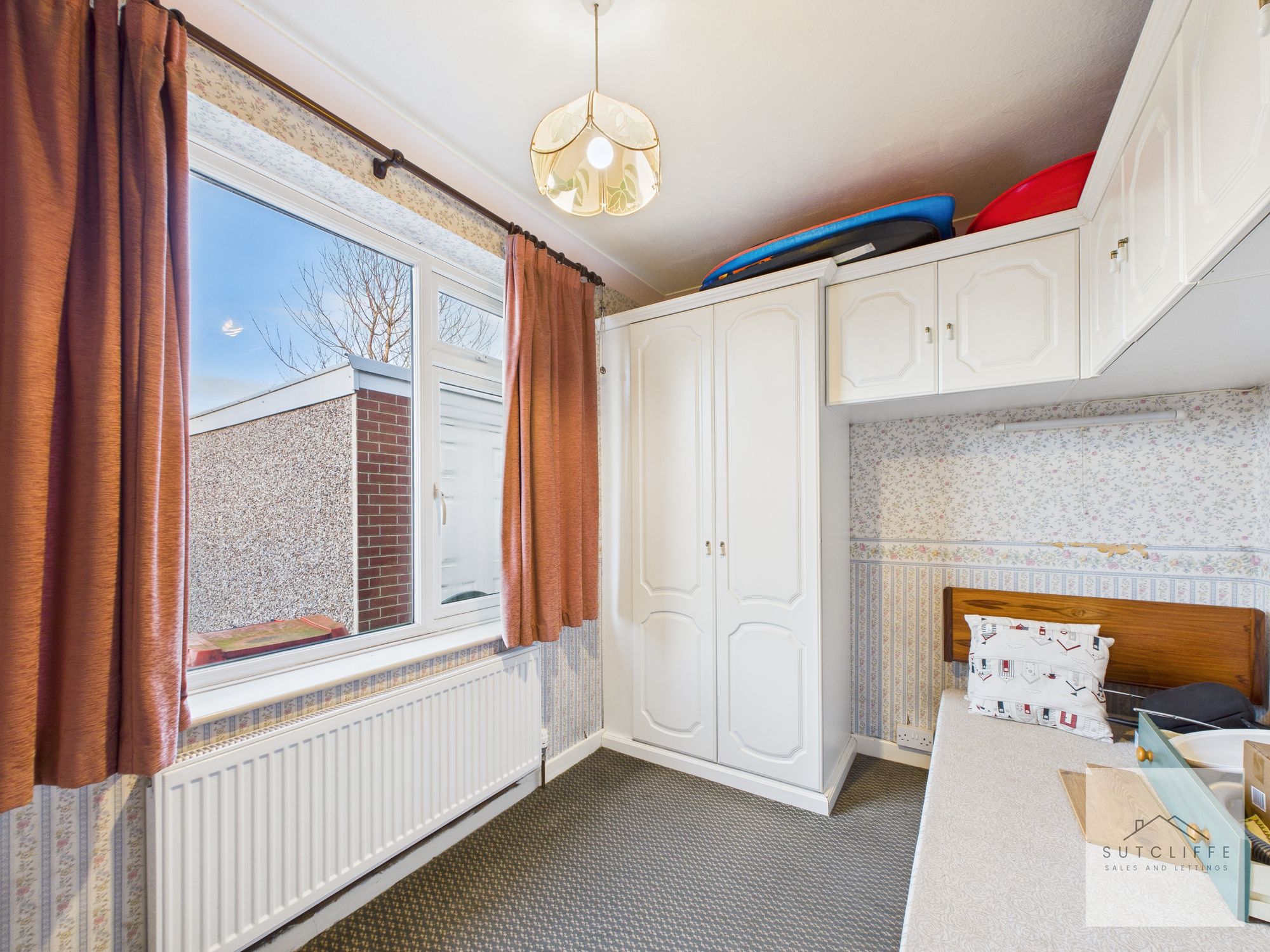 4 bed semi-detached house for sale on Dorchester Road, Garstang, PR3 ...