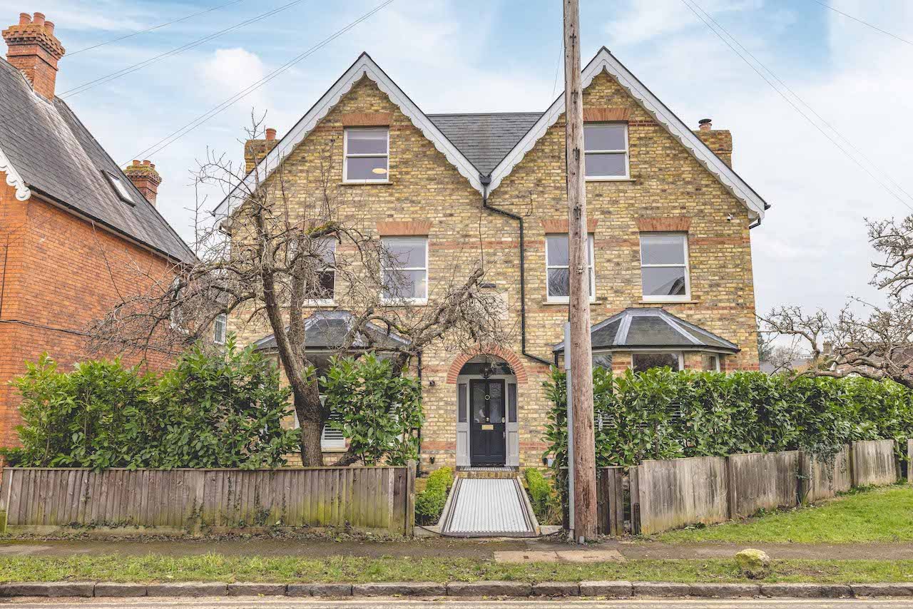 Properties for sale in Datchet with Oakwood Estates | Oakwood Estates