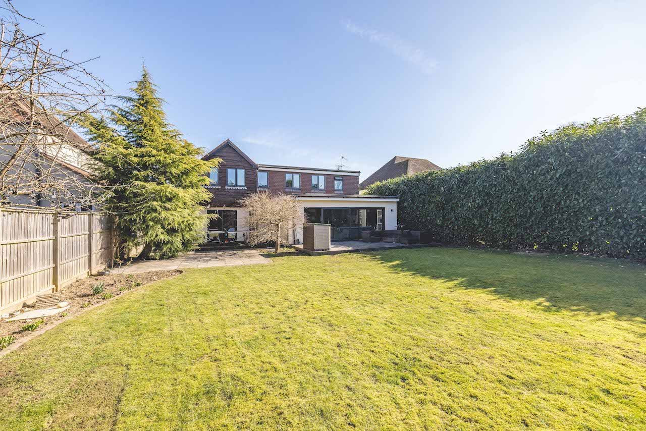 5 bed detached house for sale in Denham Lane, Chalfont St Peter, SL9 ...