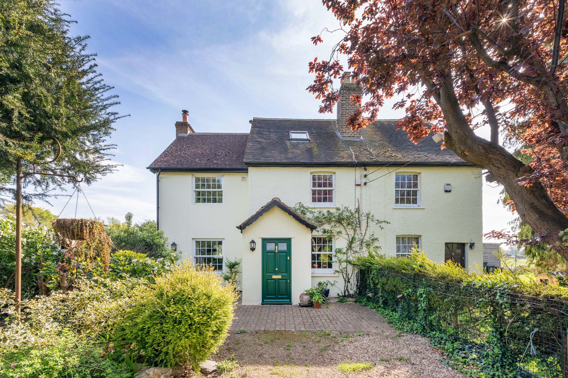 5 bed semi-detached house for sale in Swallow Street, Iver, SL0 (ref ...