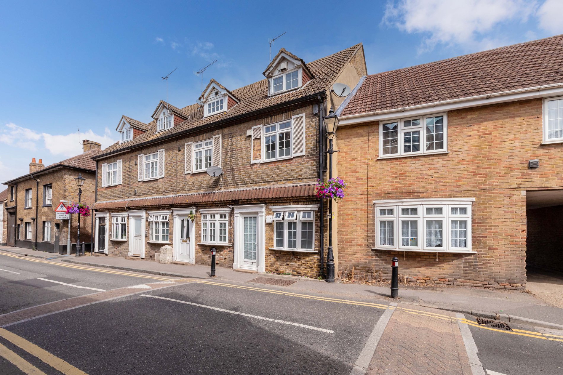 Properties for sale in Slough with Oakwood Estates | Oakwood Estates