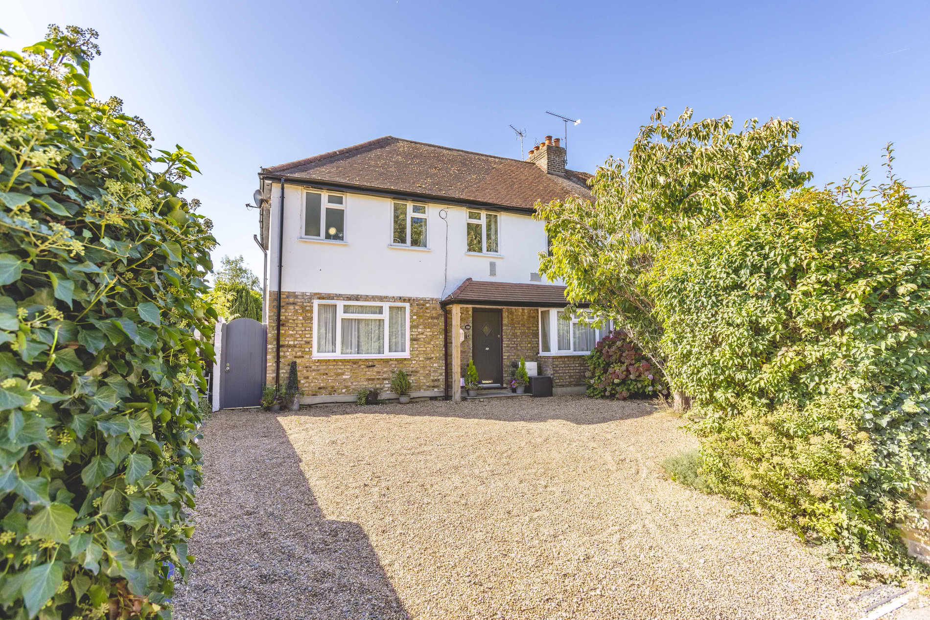 Properties for sale in Datchet with Oakwood Estates | Oakwood Estates