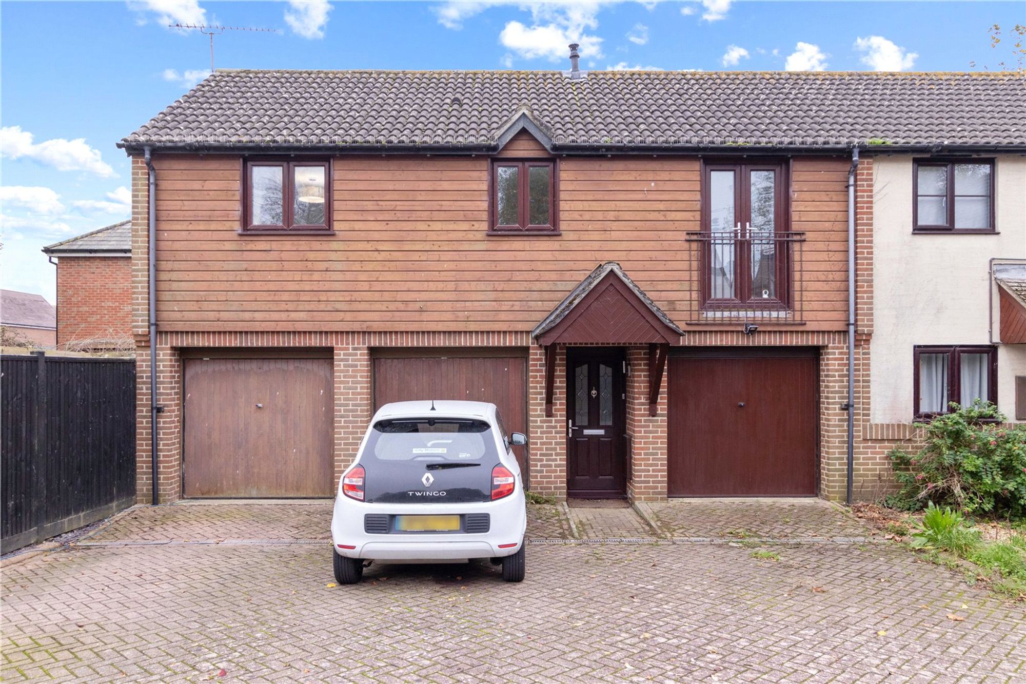 2 bed apartment for sale in Churchwood Drive, Chichester (ref: 667509)