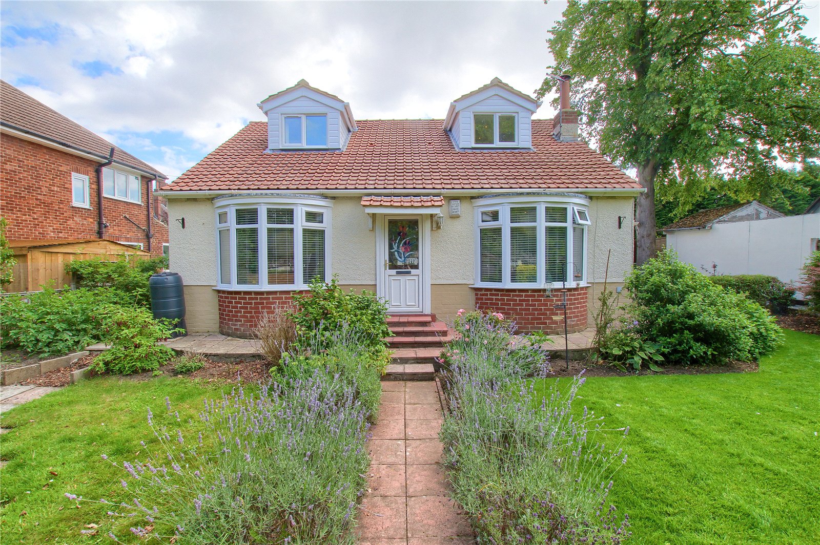 4 bed detached bungalow for sale in Thornaby Road, Thornaby, TS17 (ref ...