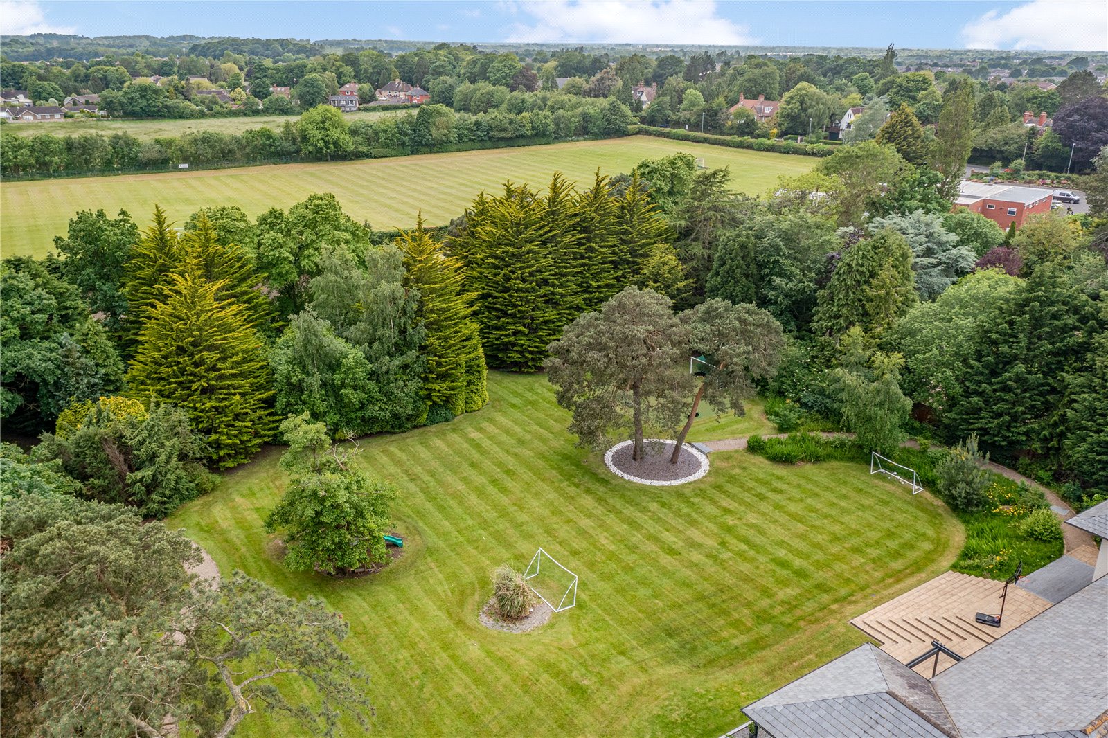 8 bed detached house for sale in Croft Drive, Nunthorpe, TS7 (ref: 594634)