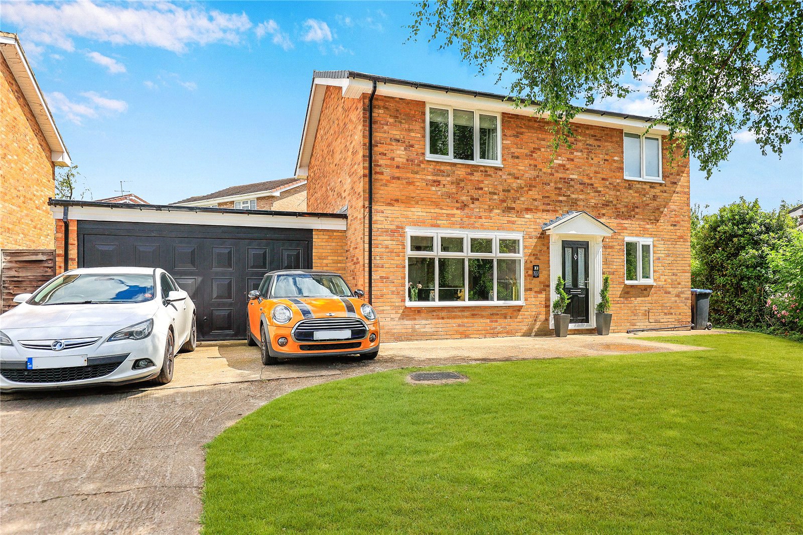 4 bed detached house for sale in Gunnergate Lane, Marton, TS7 (ref: 661327)