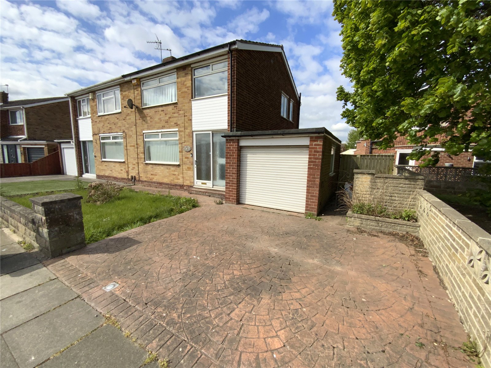 3 bed semi-detached house for sale (ref: 649720)