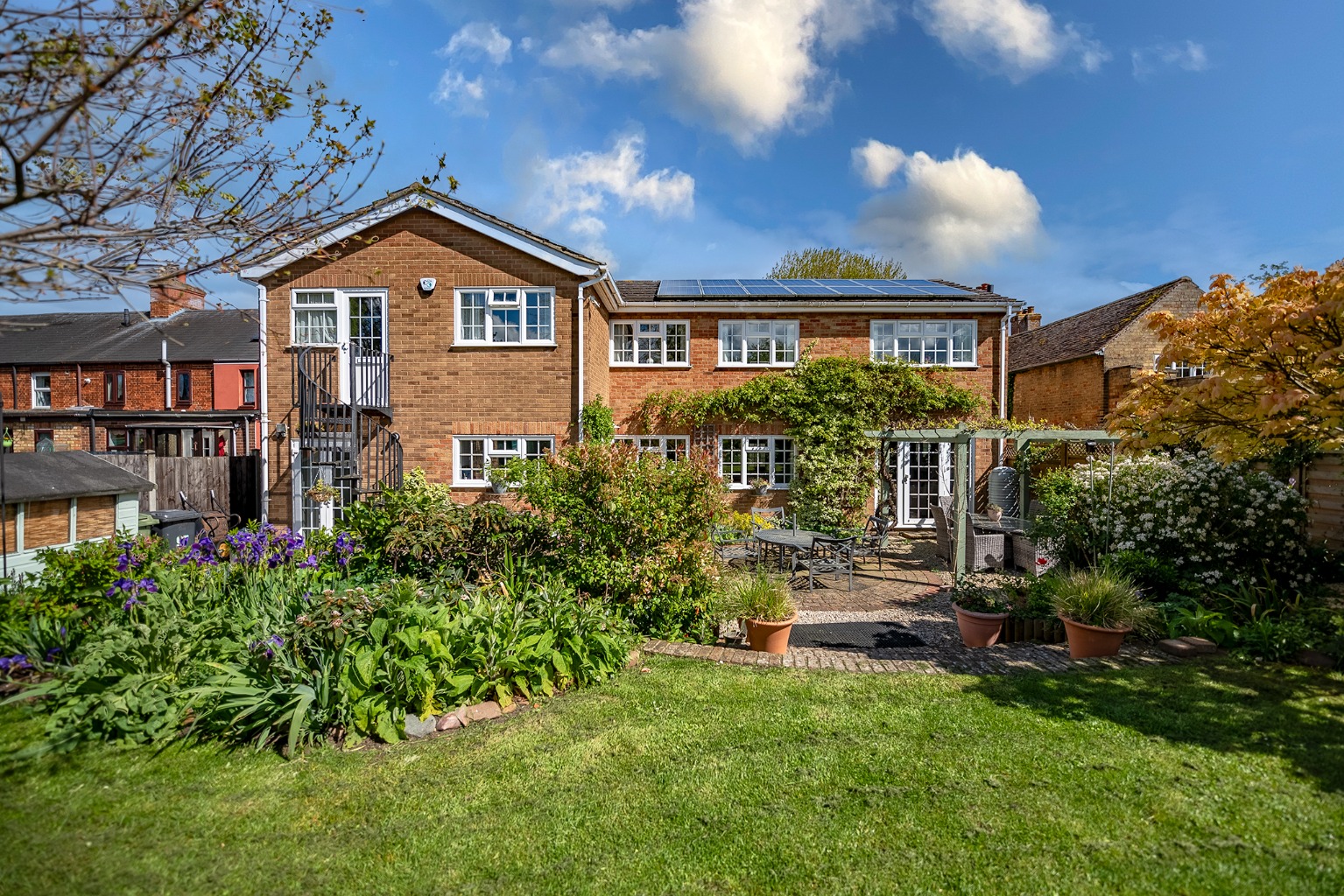 High Street, Blunham, MK44 (ref: 551864) | Giggs & Company Estate Agents