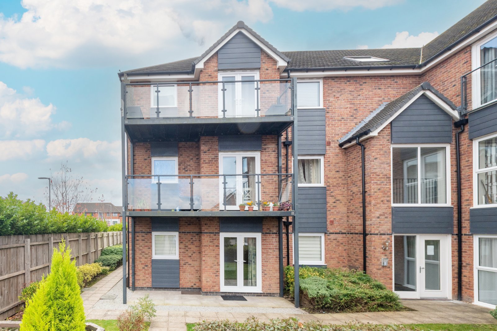 2 bed ground floor flat for sale in Cadet Drive, Solihull, B90 (ref ...